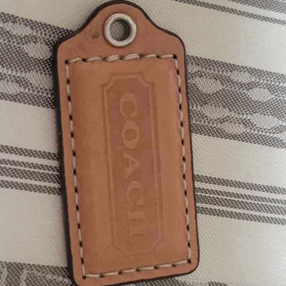 Coach | Bags | Coach Tan Leather Tag | Poshmark